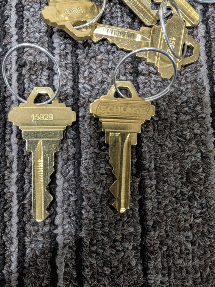 80 SCHLAGE ( SINGLE KEYS ) ORIGINAL FACTORY PRECUT KEYS (ALL SAME KEY ...