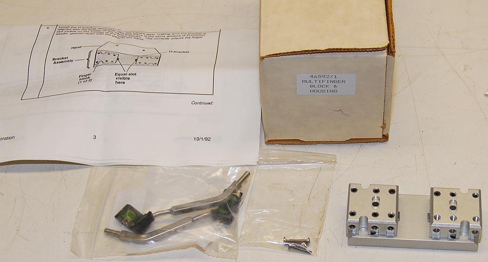 Zymark Robot Hand Upgrade Multifinger Block and Housing 46592/1 | eBay