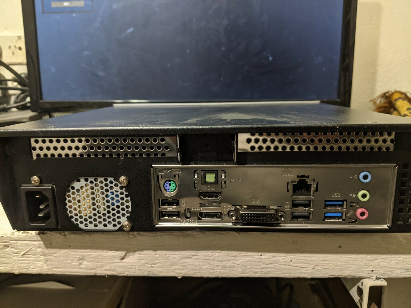 Onelan 4K Digital Signage Player - NTB-4K-2100-S | eBay Australia