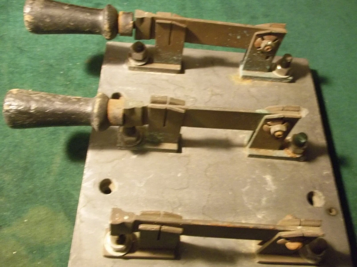 Antique Knife Switch