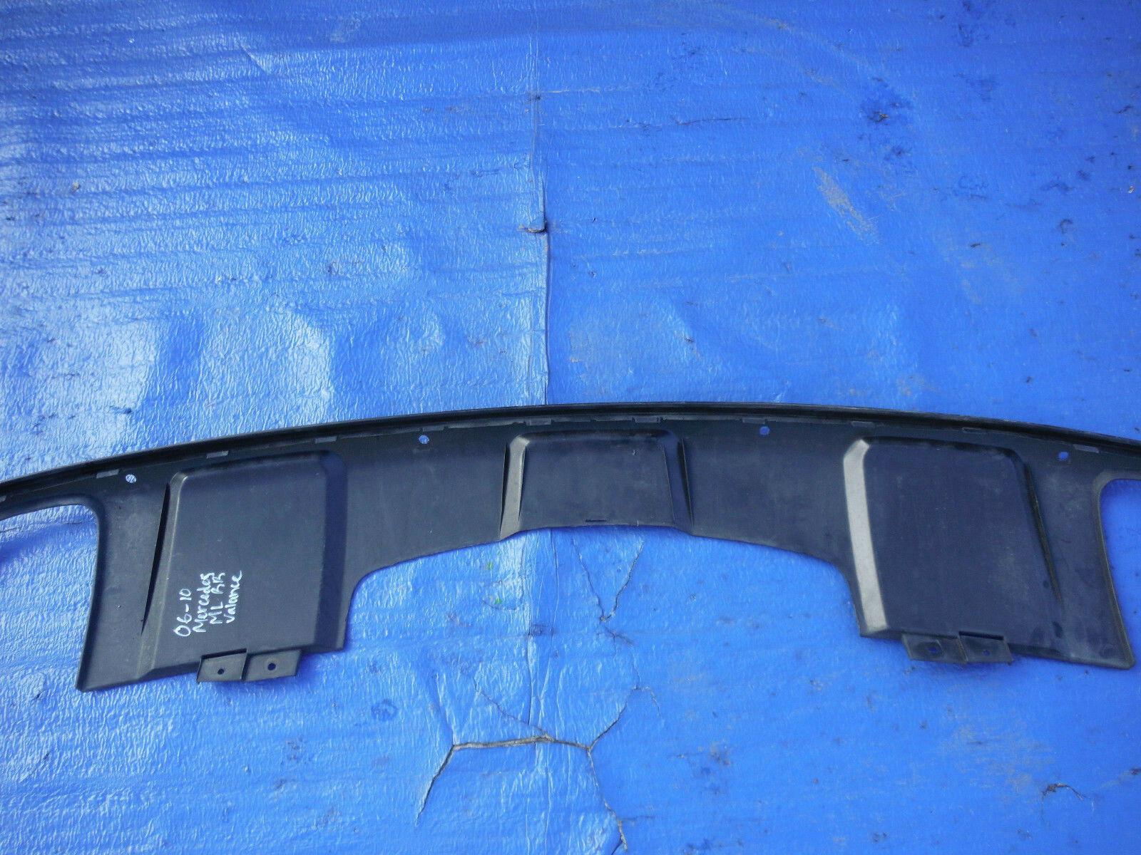 2008-2011 MERCEDES ML ML350 ML550 REAR BUMPER LOWER COVER VALANCE OEM ...