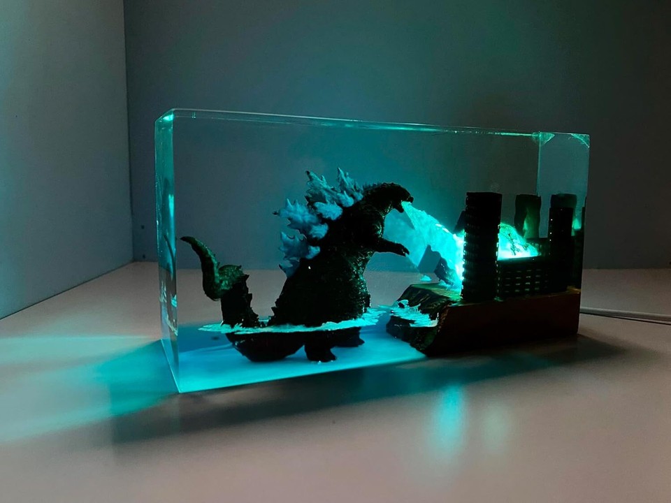 Godzilla Monster Diorama Epoxy Resin Lamp Night Light Handmade Home ...