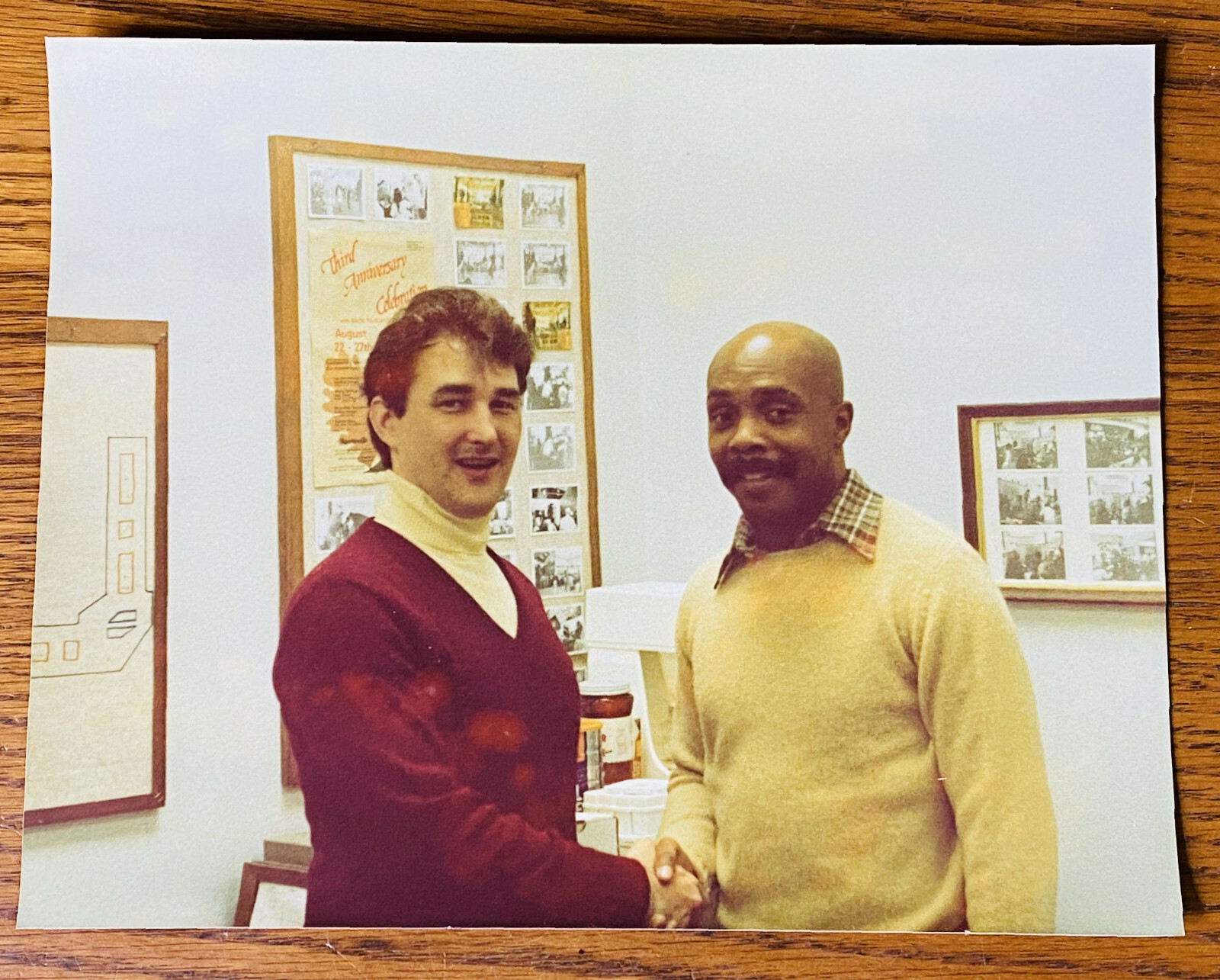 PHOTO GORDON ROBINSON from SESAME STREET and Magician BOB GIBBONS ...