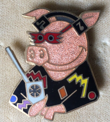 Hip Pig Radio Headsets Music Anthropomorphic Enamel Hat Pin Tie Tack ...