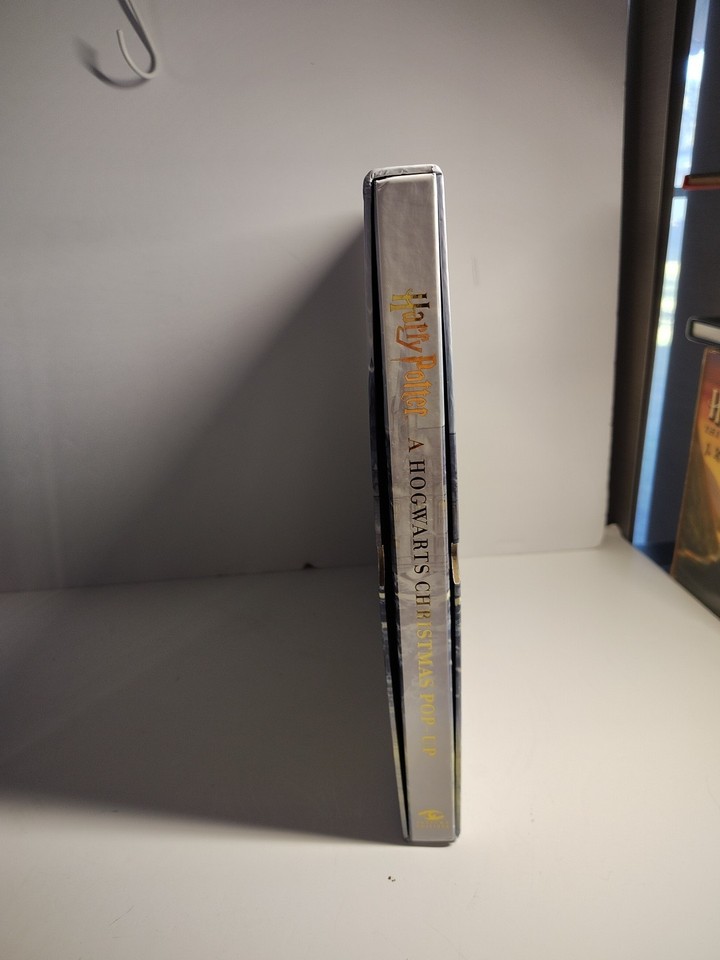 Harry Potter: A Hogwarts Christmas Pop-Up 2019 Advent Calendar & Cmas ...