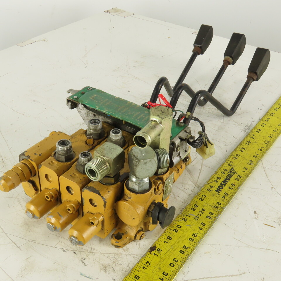 Caterpillar Mast Hydraulic Spool Valve Hand Control From a M350 ...