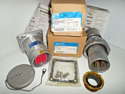 Receptacles & Outlets - Crouse-Hinds Receptacle - 3