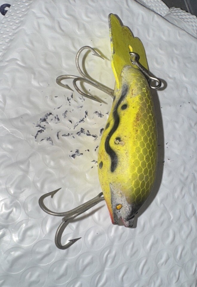 MUD BUG fred arbogast co yellow and green vintage fishing lure | eBay