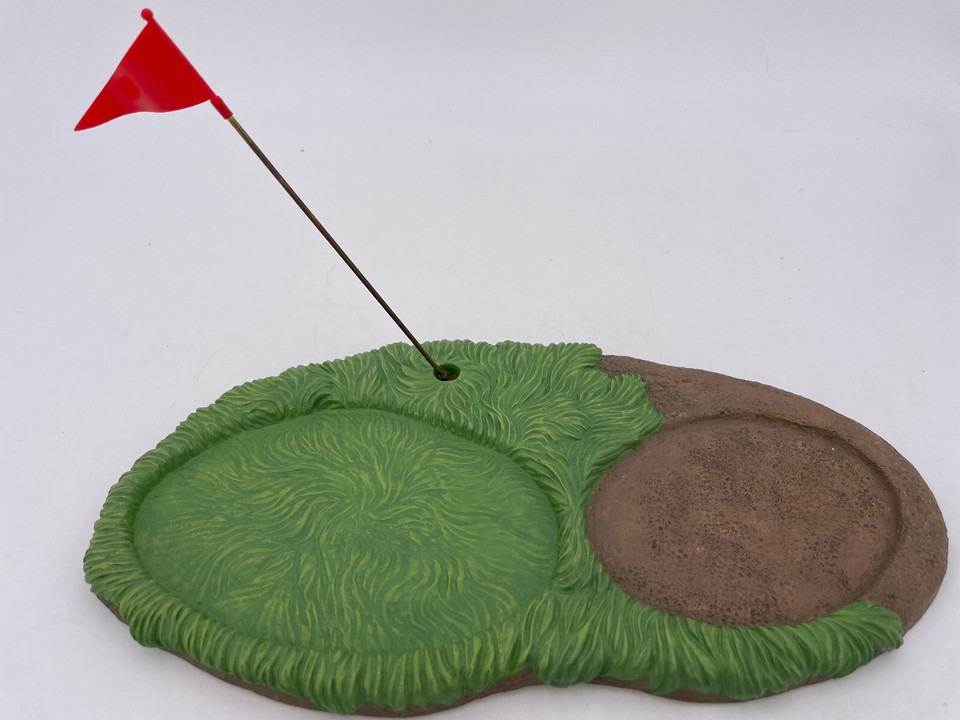 Walt Disney Classics-Canine Caddy Base-New in Box w/COA (11.5x6.25x6.2 ...