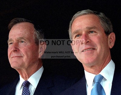 11X14 PHOTO - GEORGE W. BUSH WITH FATHER GEORGE H.W. BUSH U.S ...
