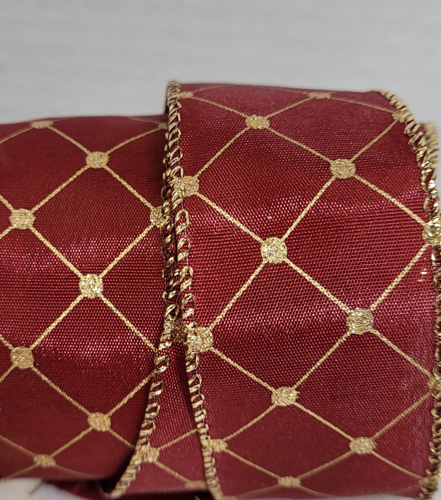 5 YARDS 1 1/2" WIDE BURGUNDY WIRED EDGE RIBBON - GLITTERY GOLD DIAGONAL ...