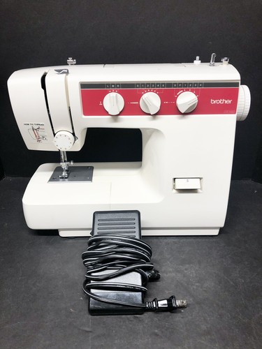 Brother VX-1100 Sewing Machine 15 Stitch W/ Foot Pedal & Carry Case ...