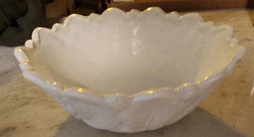 LARGE INDIANA MILK GLASS ROSE PATTERN BOWL | eBay