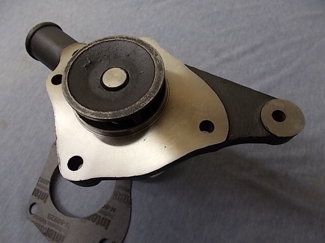 MGA/BMC 1500 Diesel 'B' Series Water Pump - small impeller | eBay UK