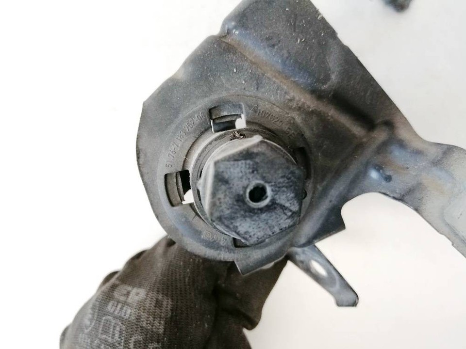 BMW 5-Series 2012 Rocker Panel Bracket - FRONT LEFT 5176718375204 ...