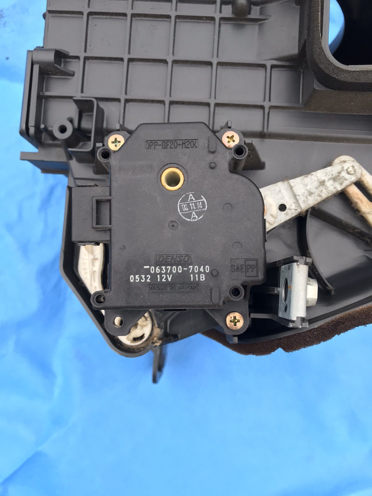 2001 Lexus IS300 AC Blower Housing WITH MOTOR | eBay