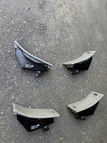 4 THULE 1050 Kayak Saddles Roof Carrier System Kayak Rack Saddles Nice ...