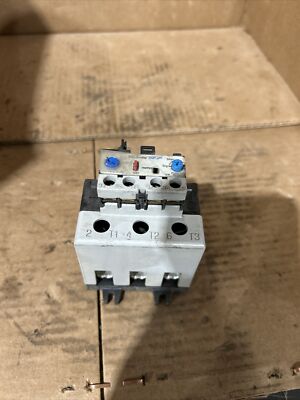 Allen-Bradley 193-A2J2 Overload Relay 14-45A, SER A, Trip Class 20 (D2A ...