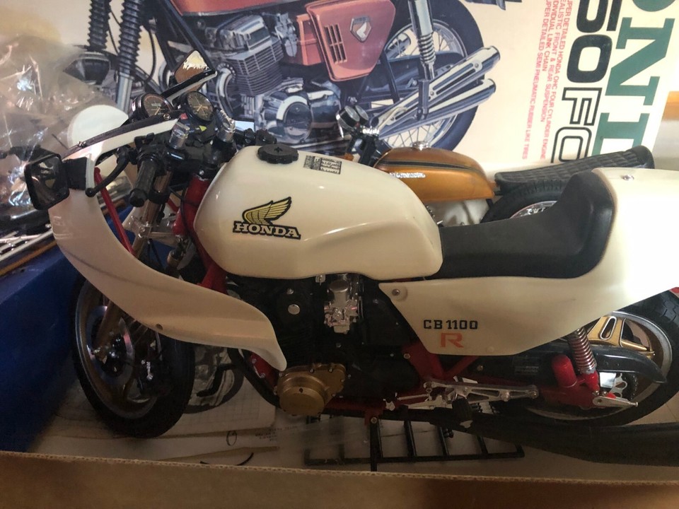 1/6 (2) Tamiya Honda 750 and 1100 Motorcycle model kits | eBay