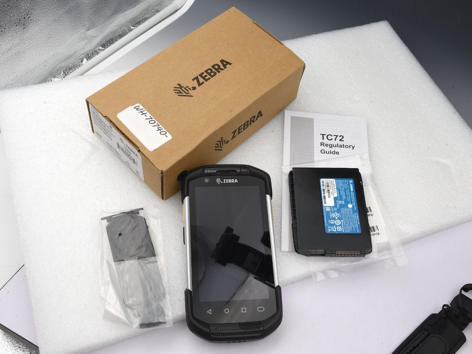 Zebra TC72 Android Handheld 2D/1D/QR Barcode Reader TC720L-0MJ24B0-NA ...