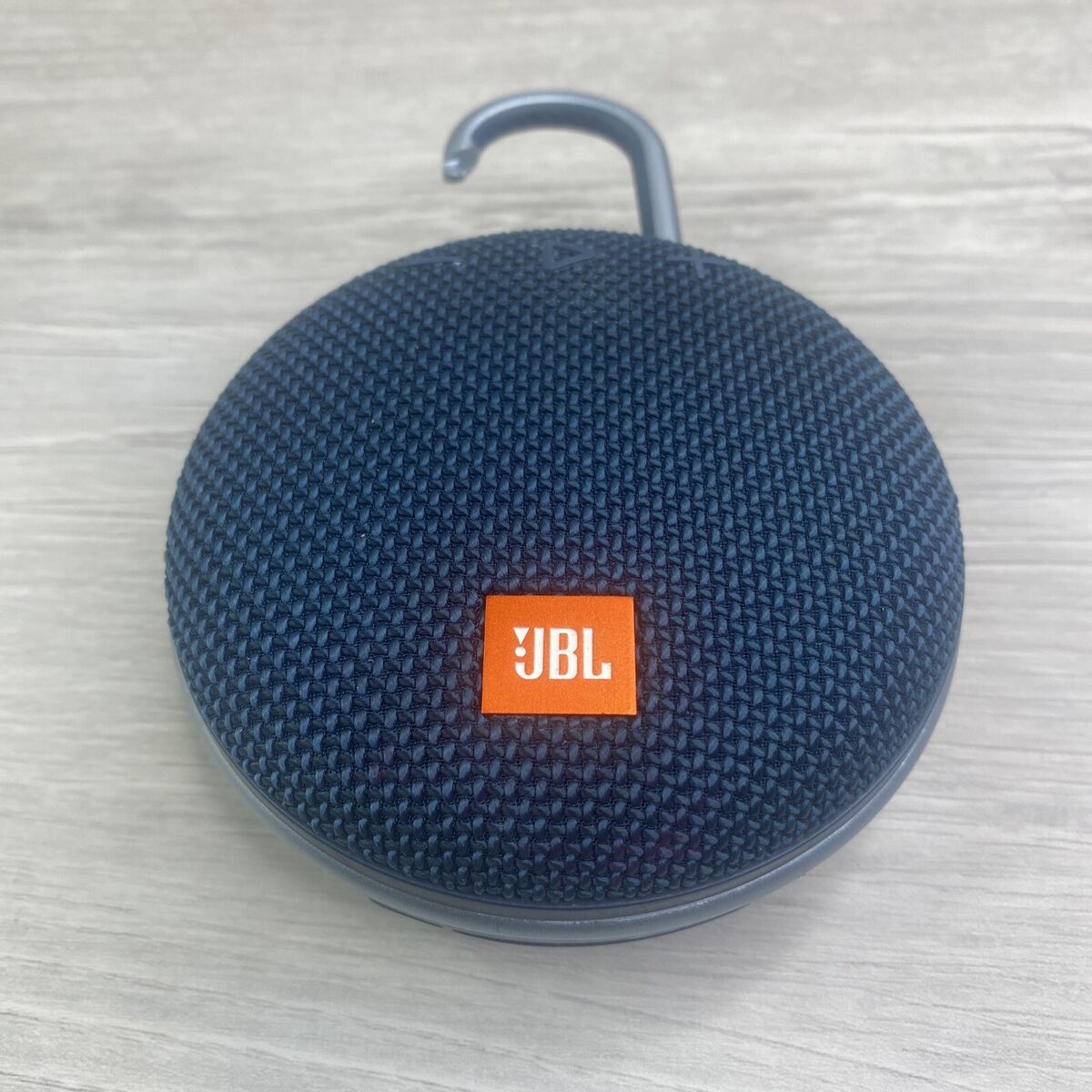 JBL Clip 3 Blue Bluetooth Noise Cancelling Durable JBL Clip 3 Blue Bluetooth Noise Cancelling Durable
