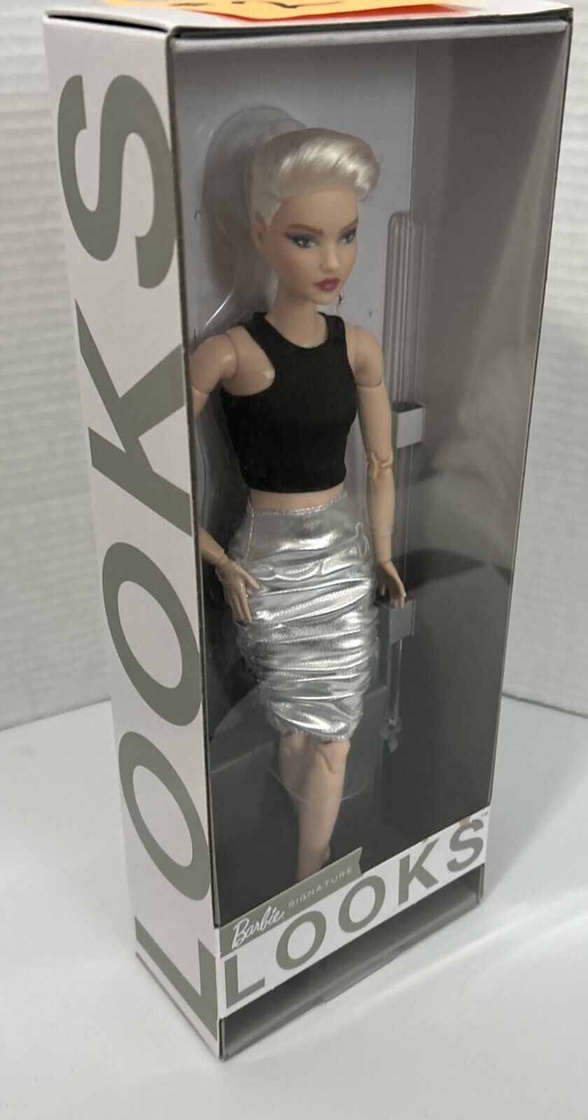 Barbie Signature Barbie Looks Fashion Doll (HCB78) for sale online | eBay