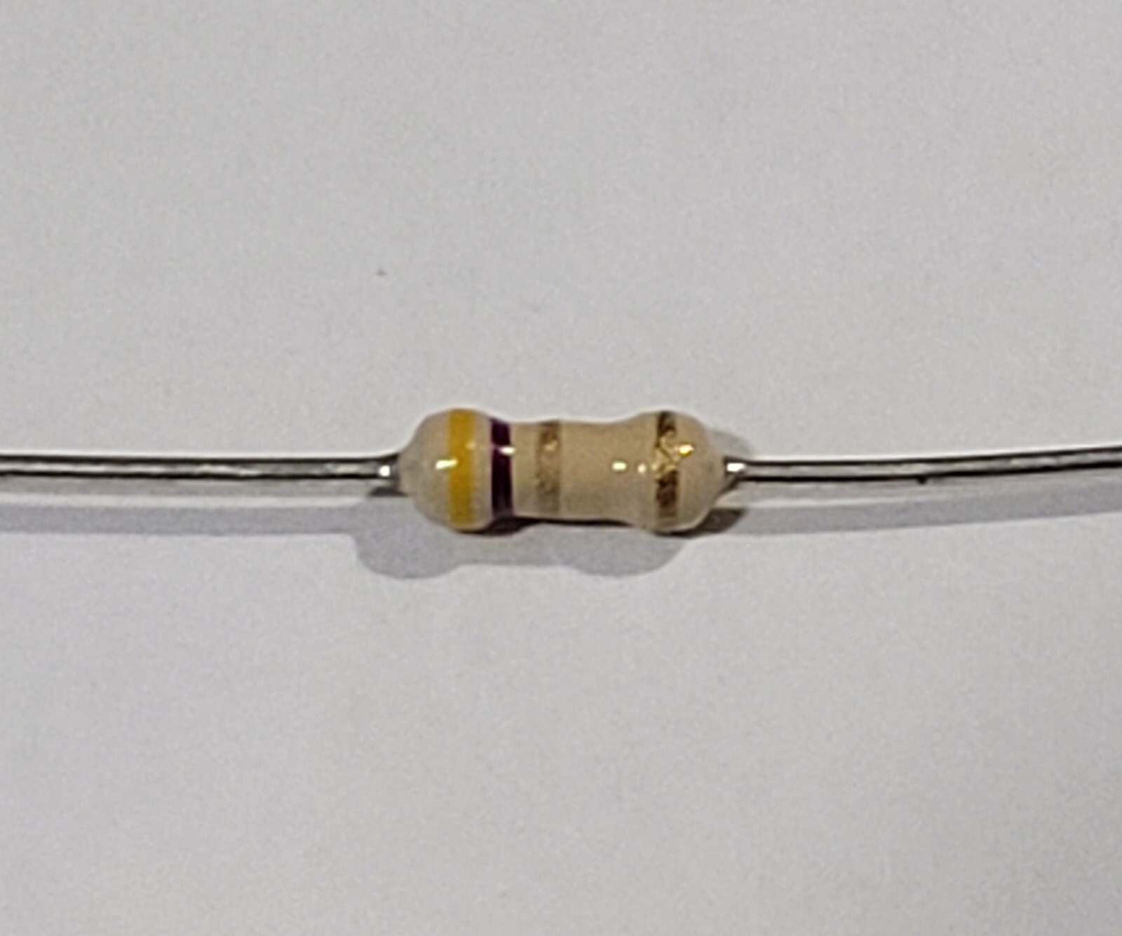 4.7 Ohm Resistors, 1/4 W, 5% (Pack of 25) Bands are Yellow-Violet-Gold ...