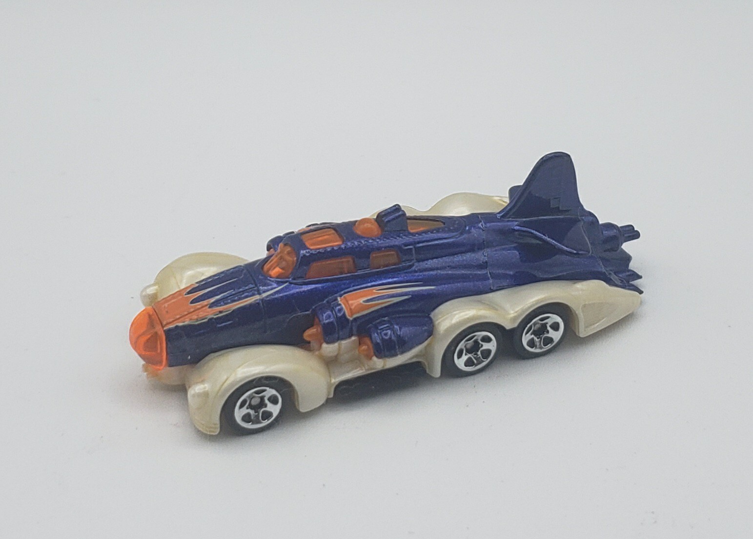 Hot Wheels 2009 HW Designs Fast Fortress 1:64 | eBay