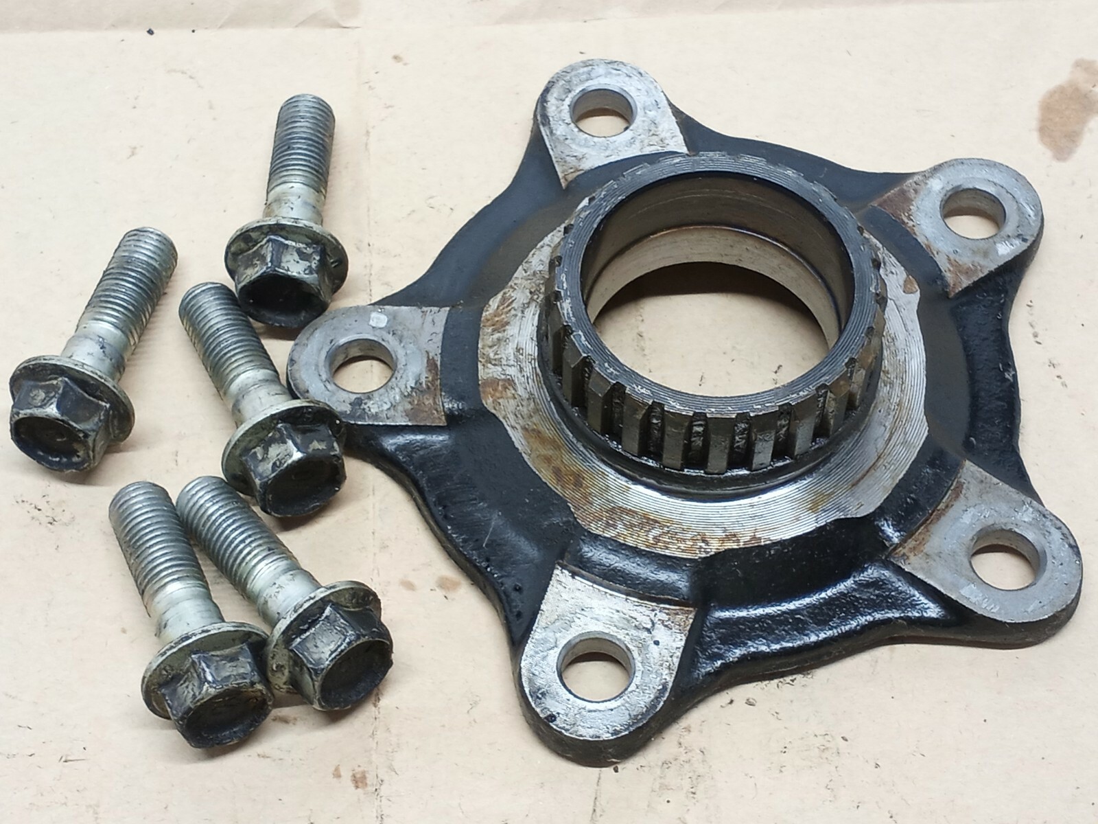 1983 HONDA CB650SC NIGHTHAWK 650 REAR WHEEL FLANGE FINAL DRIVE with ...
