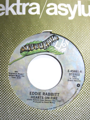 EDDIE RABBITT * 45 * Hearts On Fire * 1978 #2 * MINT UNPLAYED ! * USA ...