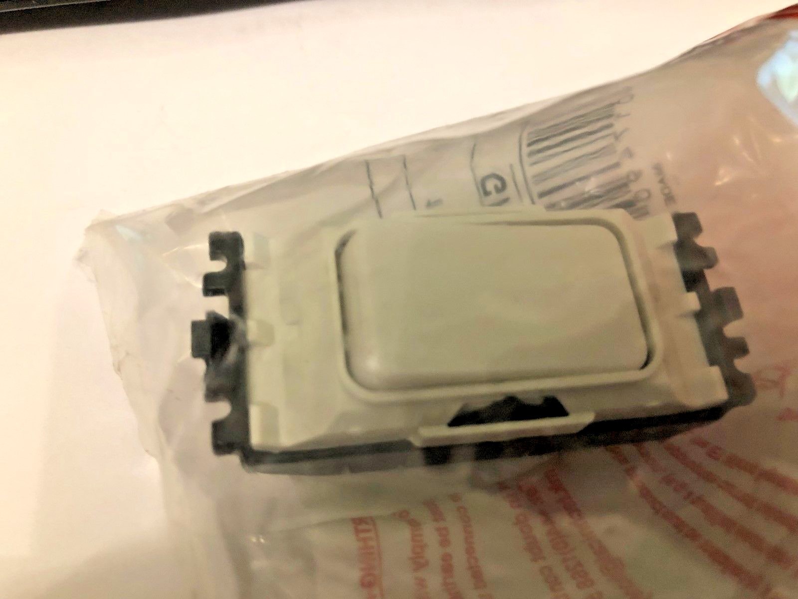 MK Grid Plus K4882WHI 2 Way Switch 10amp White for sale online | eBay UK