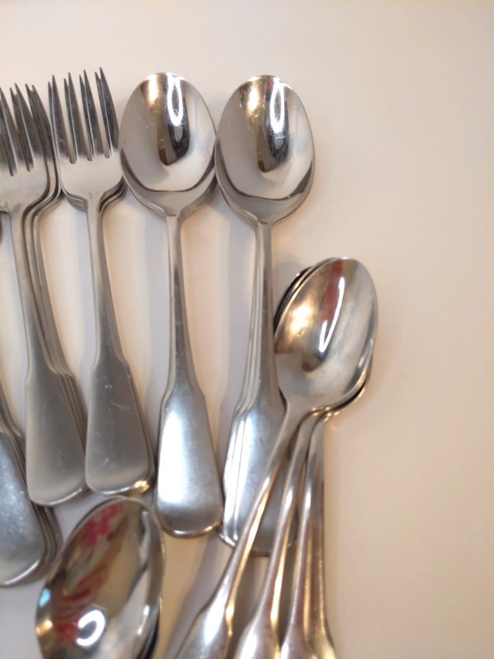 40 pc Set for 8 SSS by Oneida Stainless Flatware Colonial Boston ...