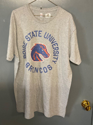XL BOISE STATE UNIVERSITY BRONCOS T-SHIRT football | eBay