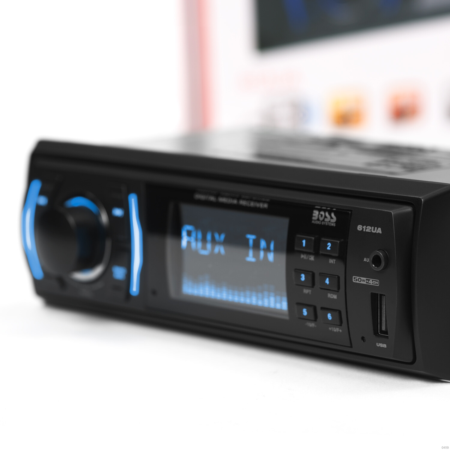 BOSS Audio Systems 612UA Car Stereo - No DVD, AM/FM Radio, Aux Input ...