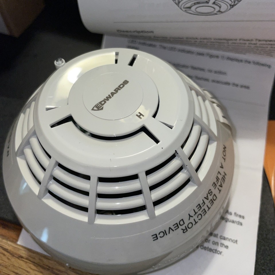 1 EDWARDS SIGA-HRD HEAT DETECTOR NEW. (5) | eBay
