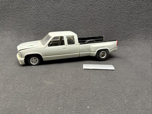 AMT Chevy C3500 Dually Street Machine Model 1/25 Custom OBS Project ...