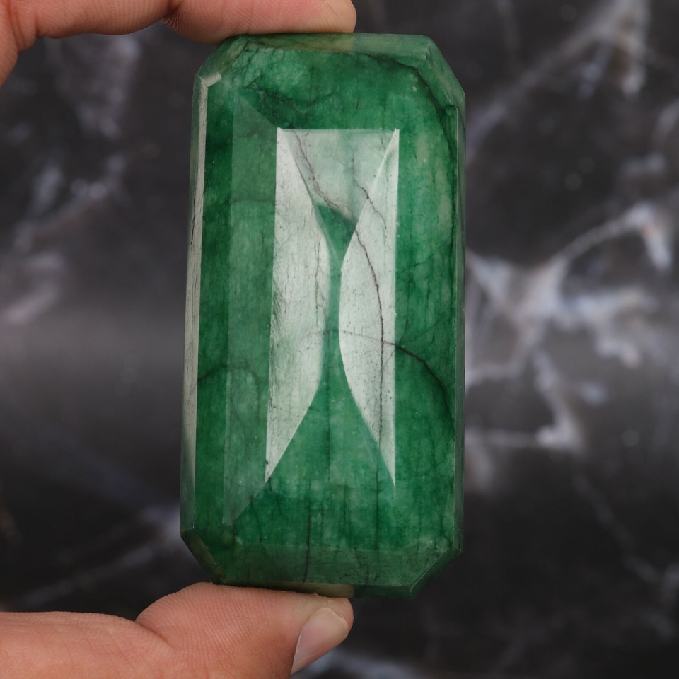 Loose Faceted Green Emerald 643 Ct. Natural Emerald Cut Loose Gemstone ...