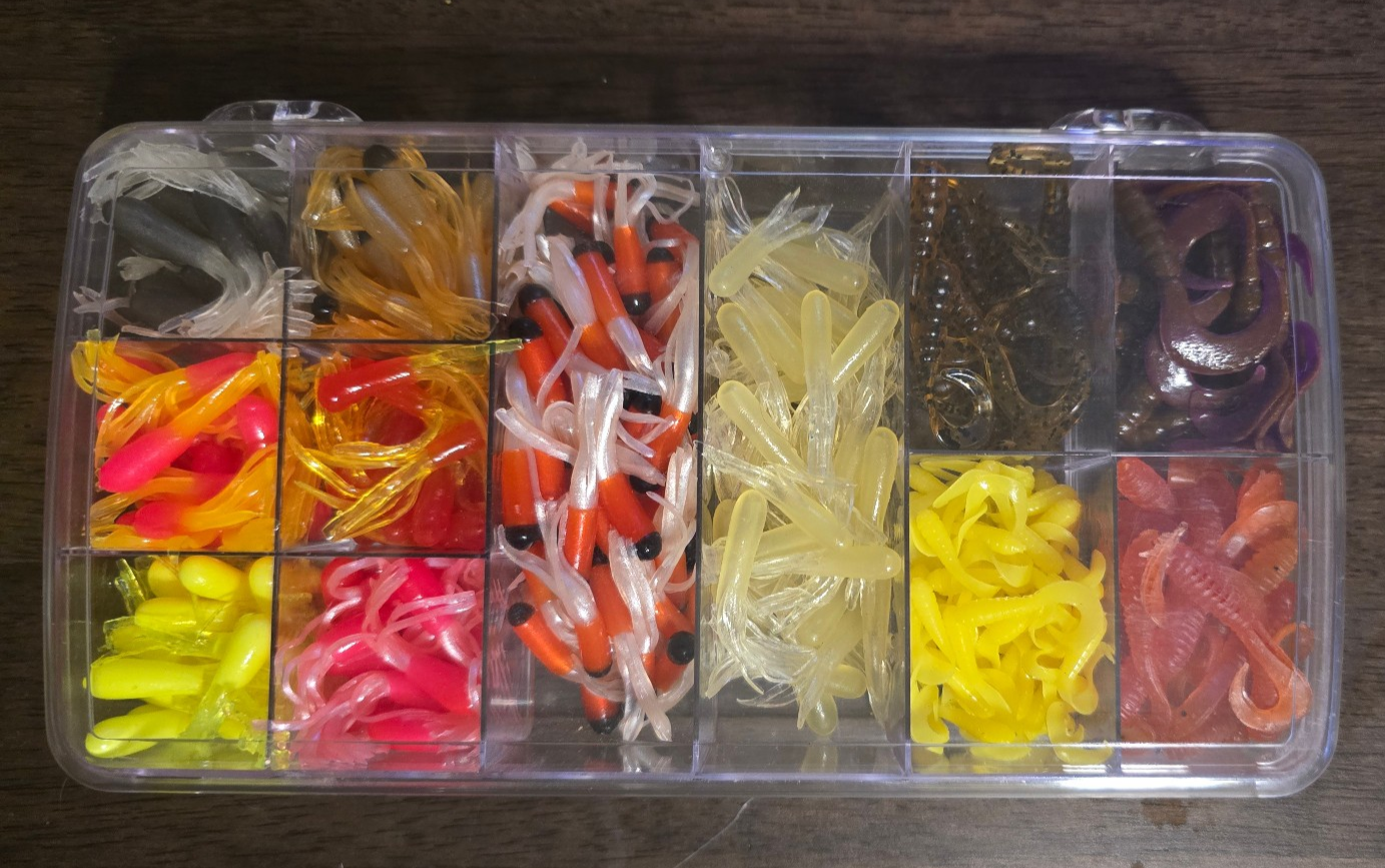325 piece Crappie Panfish Grub Assortment 1.5" Tubes and Curl Tail ...