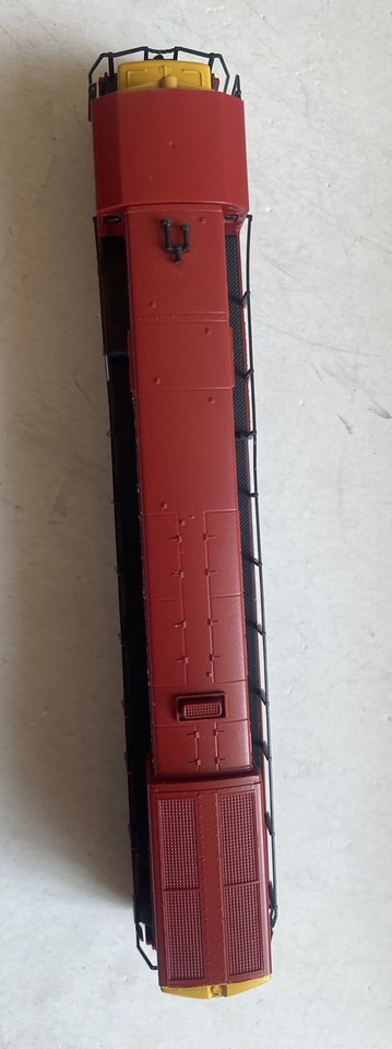 N Scale Kato DCC Ready U30C Rock Island RI 4598 MTL Couplers Locomotive ...