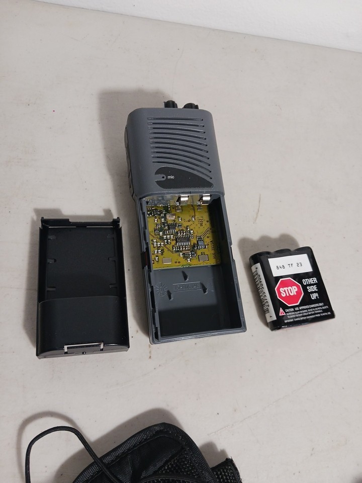 MOTOROLA TALKABOUT DISTANCE DPS 5 MILE TWO-WAY RADIO. | eBay