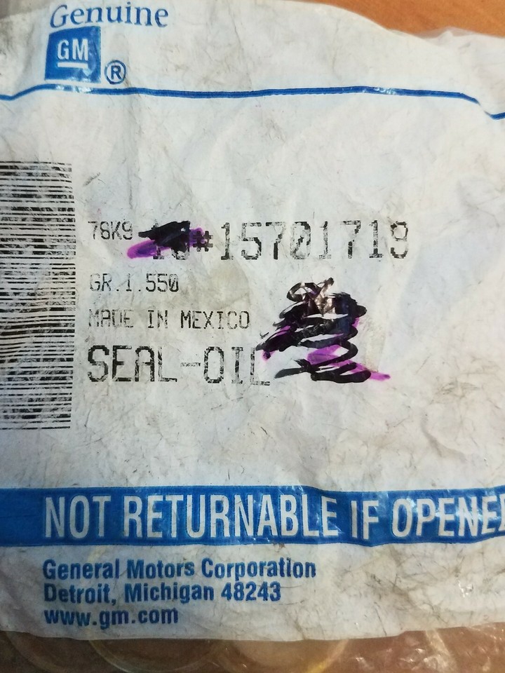 (11) Engine Oil Cooler Gasket-Gasket-Oil Cooler GENUINE GM 15701719 | eBay