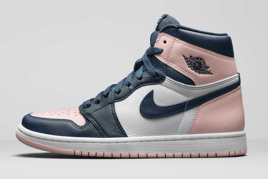 Nike WMNS Air Jordan 1 High OG SE Atmosphere DD9335-641 US 7 Nike WMNS Air Jordan 1 High OG SE Atmosphere DD9335-641 US 7