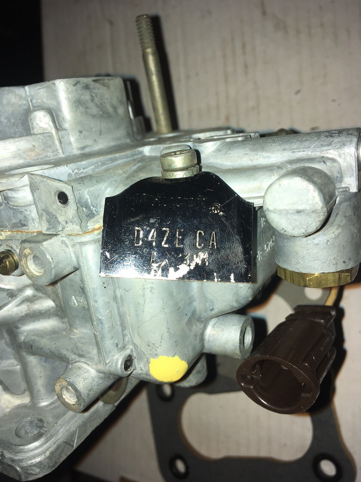 Brand New NOS 1972-1974 Ford Motorcraft D4ZE-CA Carburetor D4ZZ-9510-C ...