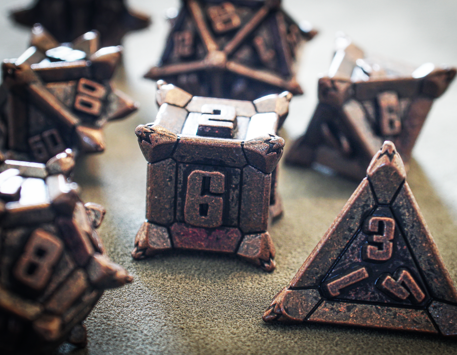 Bronze Caltrops | Sharp Spikes Metal Dice Set (7pcs) | Dungeons and ...