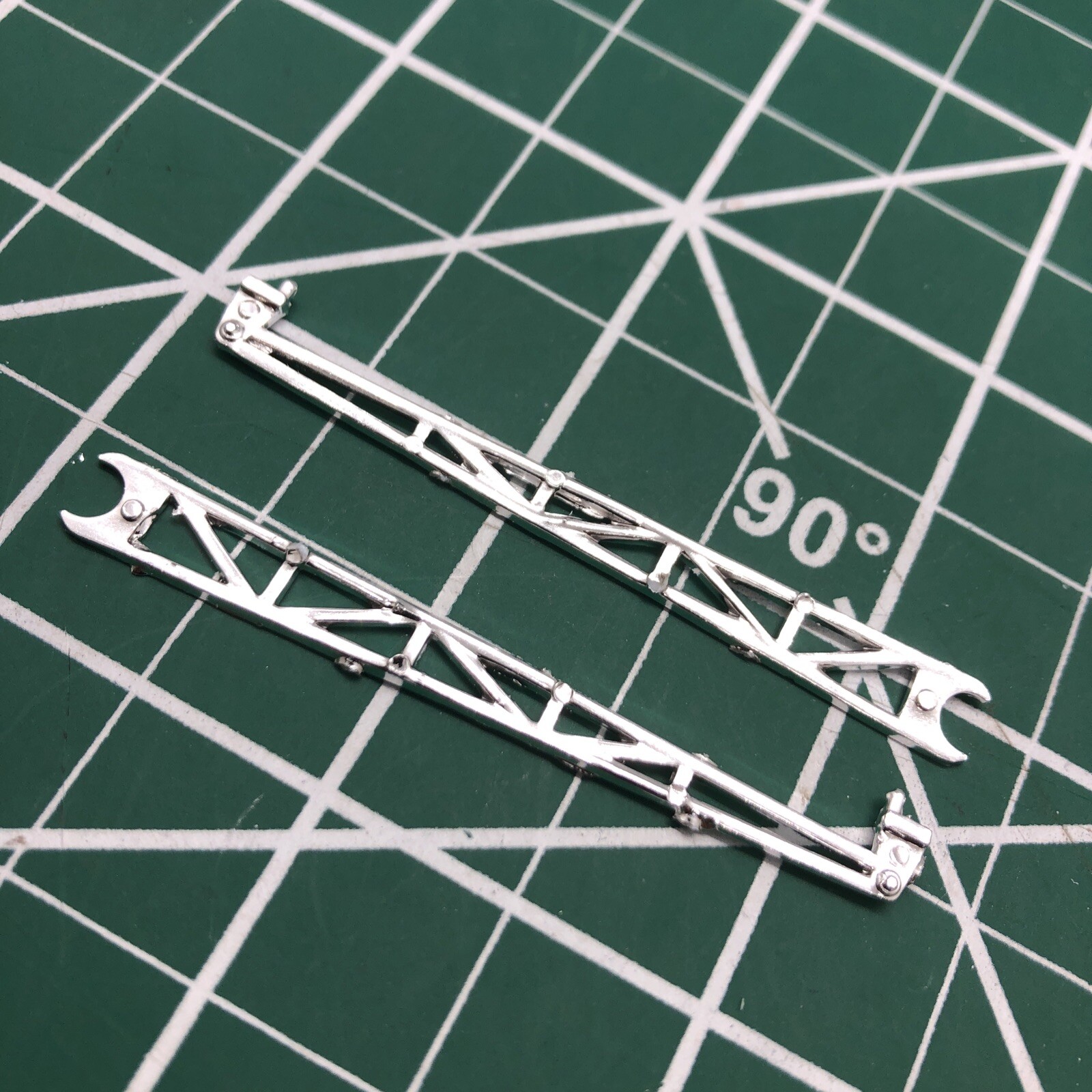 2) Drag Race Gasser Traction Willys Chevy? LADDER BARS 1:25 MPC LBR ...