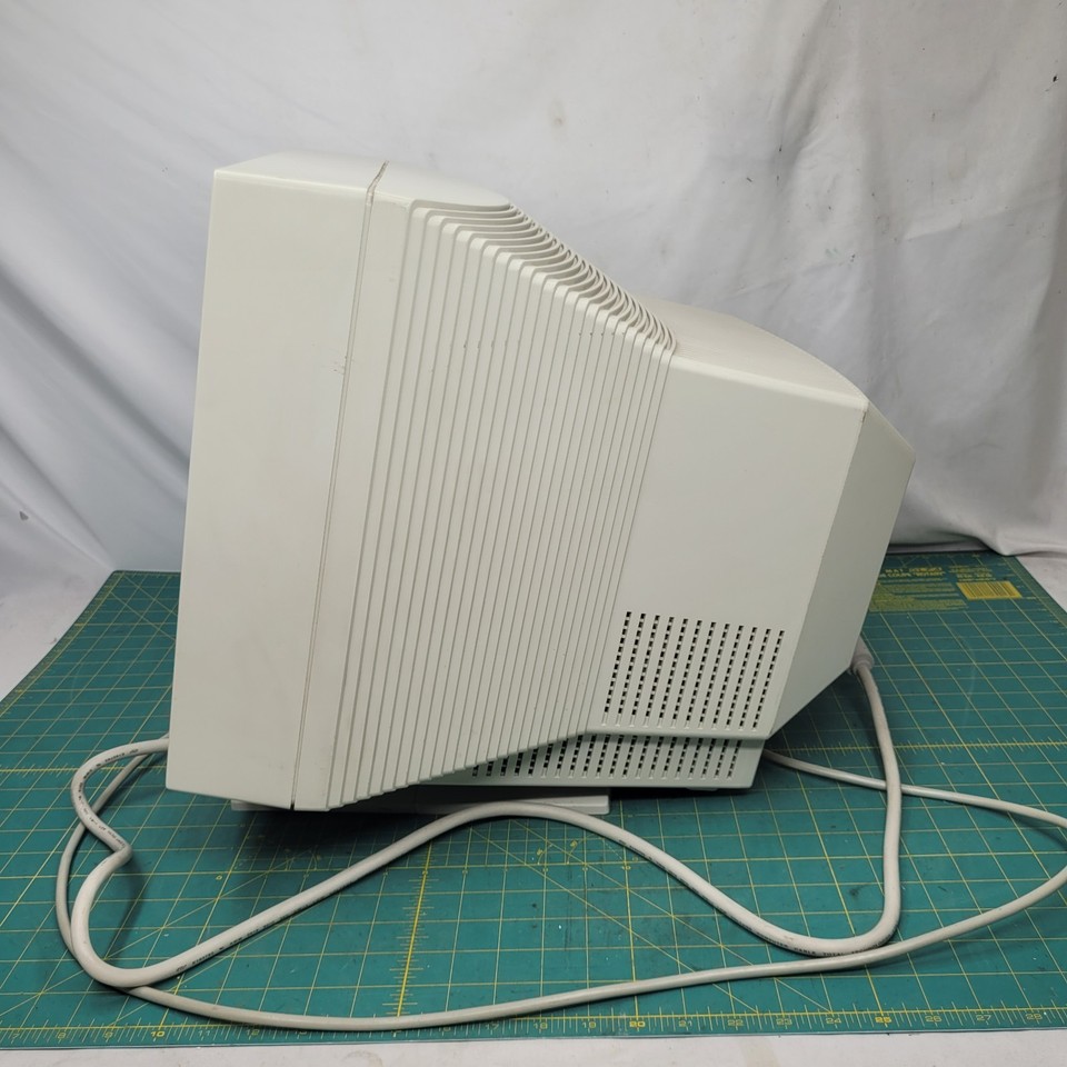 Vintage Dell Trinitron 17'' CRT Monitor Ultrascan P780 Retro Gaming ...