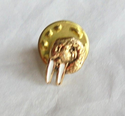 Cool Vintage Copper Tone Walrus with White Tusks Small Lapel Pin ...