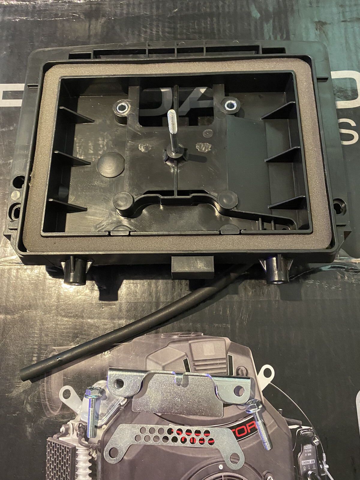 Predator 670 cc 22hp 61614 New OEM Air Filter Base | eBay UK