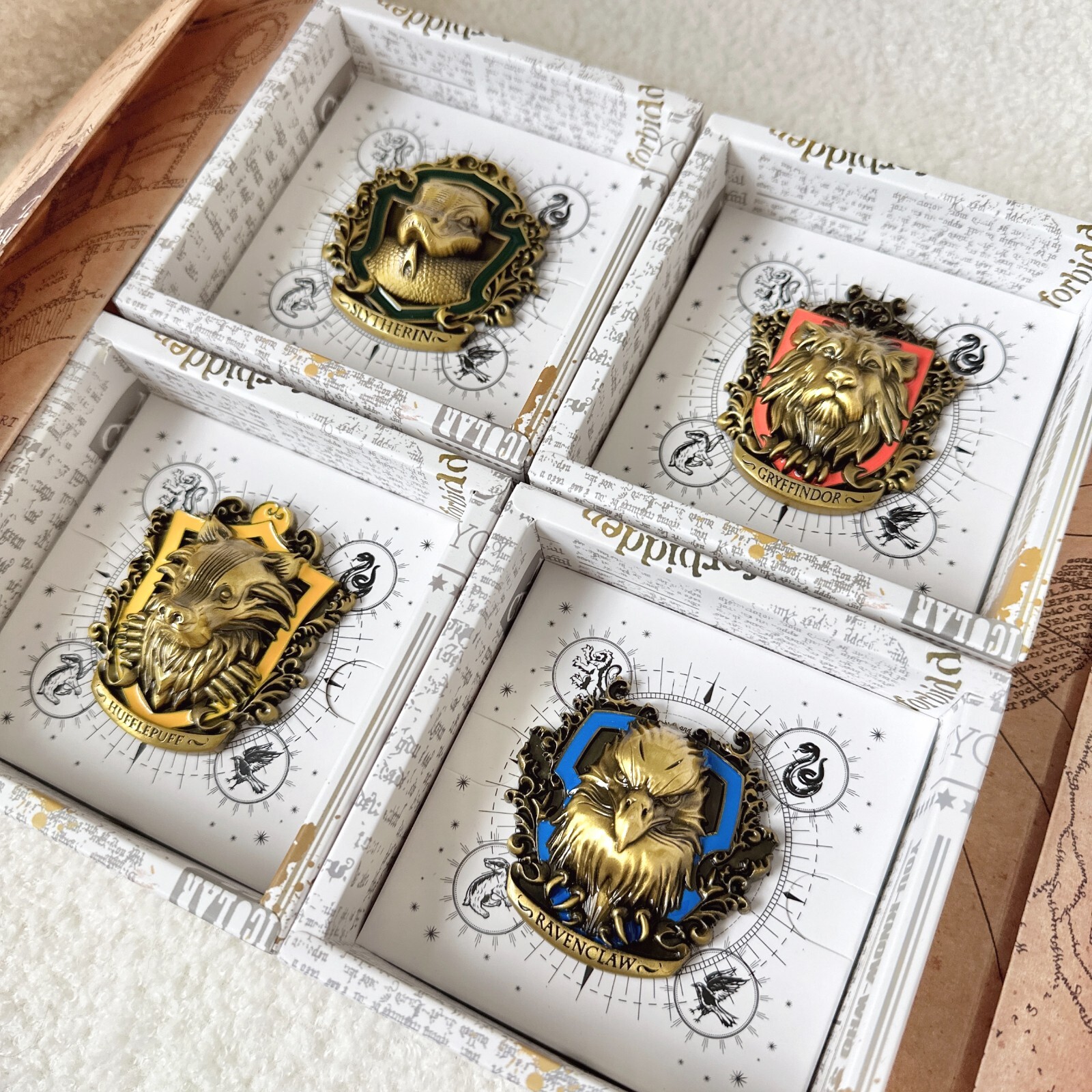 Harry Potter Hogwarts 4 Houses Themed 3D Detailed Metal Fridge Magnets ...