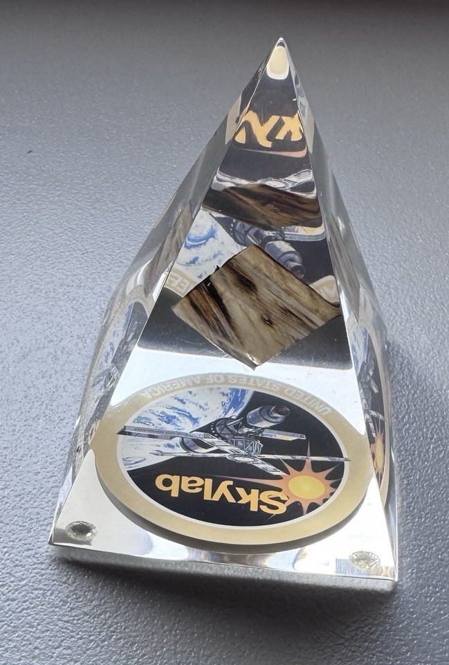NASA Skylab pyramid lucite acrylic space FLOWN Fragment of the Station ...